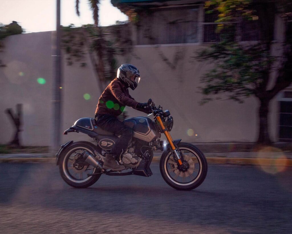 Screamer Sportivo 250 – Vento Motorcycles U.S.A │Colombia